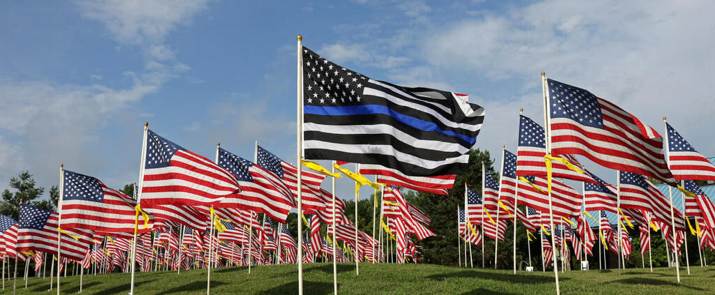 Merriam Flags for freedom: Ask city council to poll the community | MoveOn