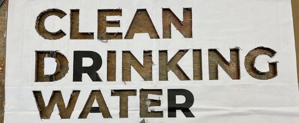 Sign-making: Clean drinking water now | Greenpeace Community