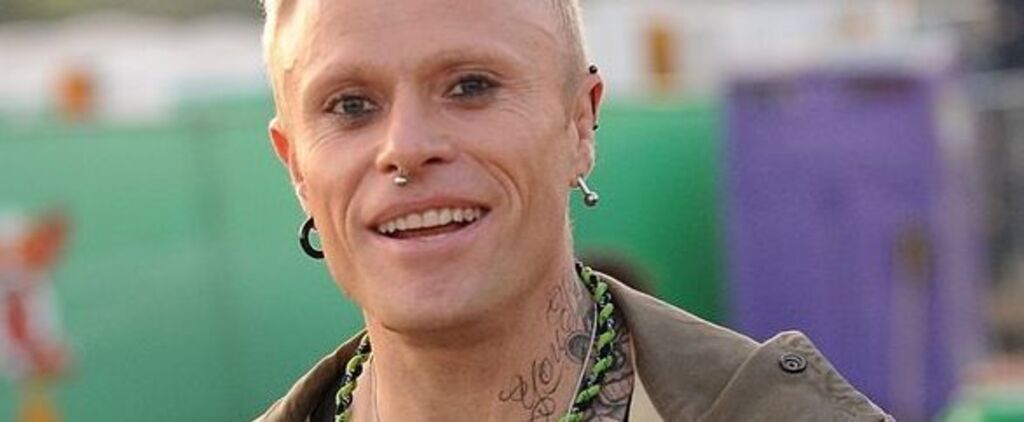 Statue of Keith Flint of The Prodigy in Braintree Town Centre | 38 Degrees