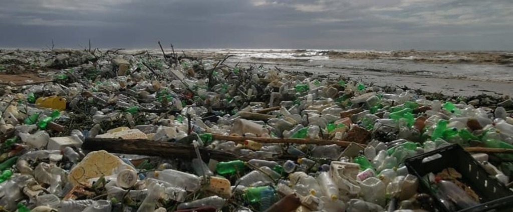 COCA COLA - CAN WE GO BACK TO GLASS? | VUMA.EARTH