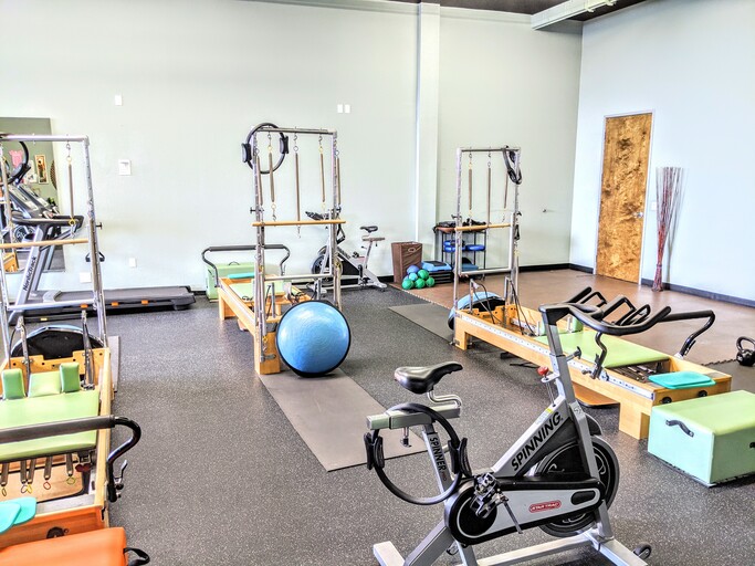 Micro gym/ professional pilates studios | MoveOn