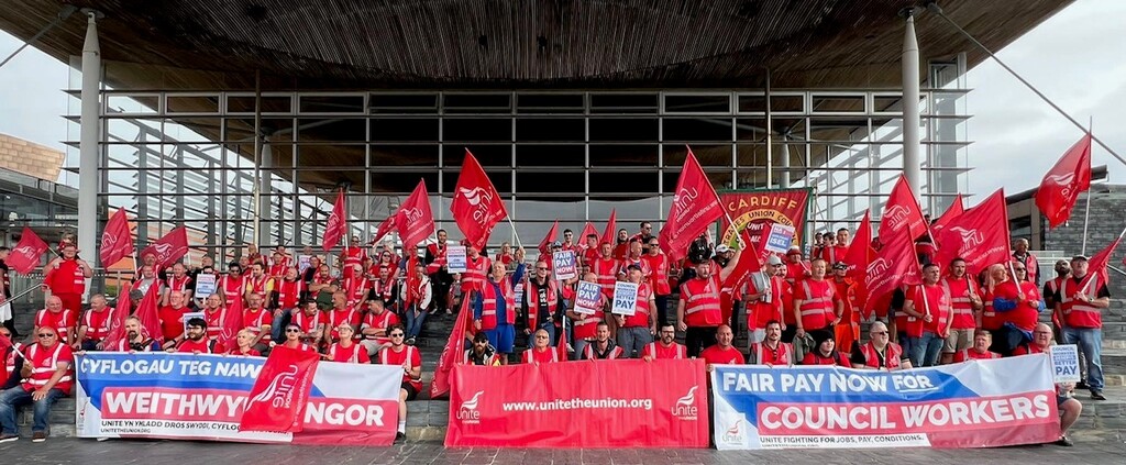 Cardiff Council Workers need a fair pay rise! | Megaphone UK